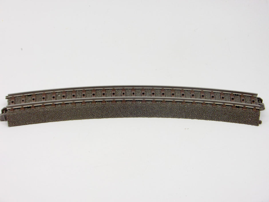 Marklin HO C-track – Maddog-trains.com